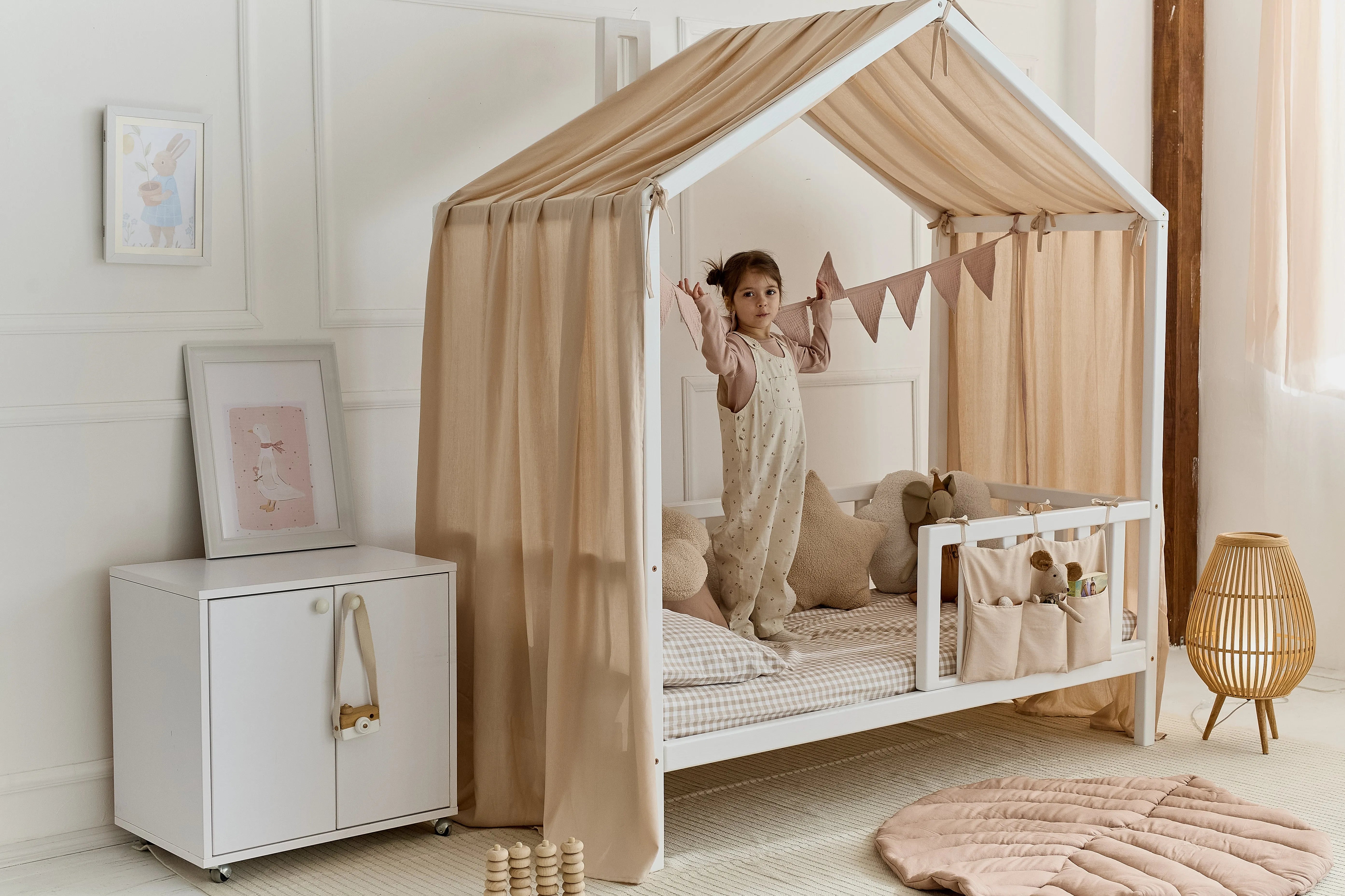 Montessori Bedroom Design Guide 2025 | House Bed Curtains & Teepees